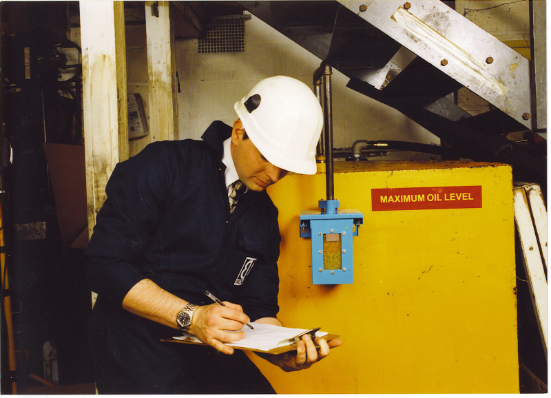 Storage Tank vent breathers protect sensitive fluids - Factory ...