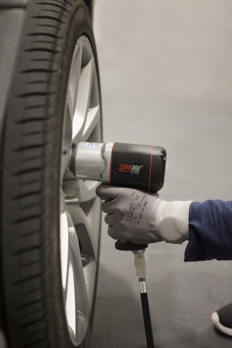 Master introduces the cost-effective range of ZIPP fastening tools ...
