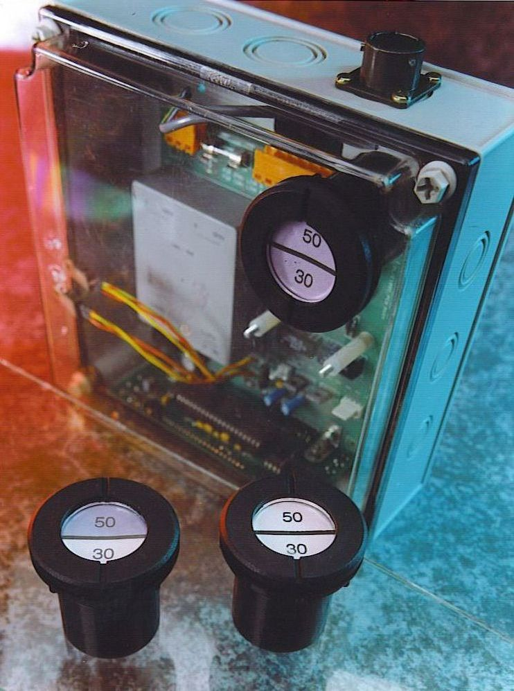 Panel mounting desiccators give assured protection - Factory & Handling ...