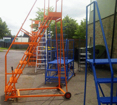 Mobile safety steps reach new heights - Factory & Handling Solutions
