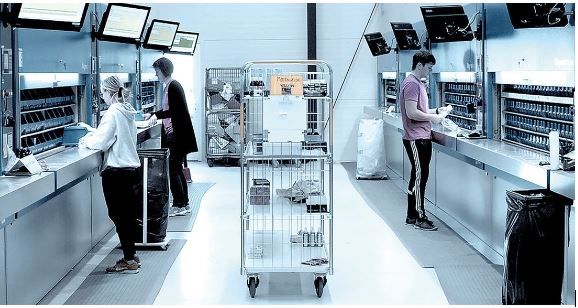 Leveraging a Color Picking Strategy to Improve Order Fulfillment ...