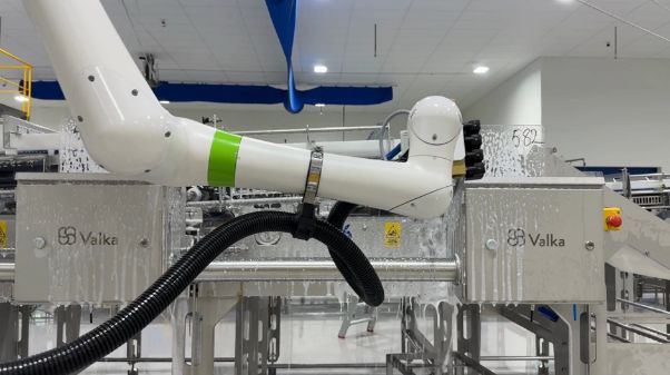 FANUC collaborative robots sparkles in new food factory cleaning ...